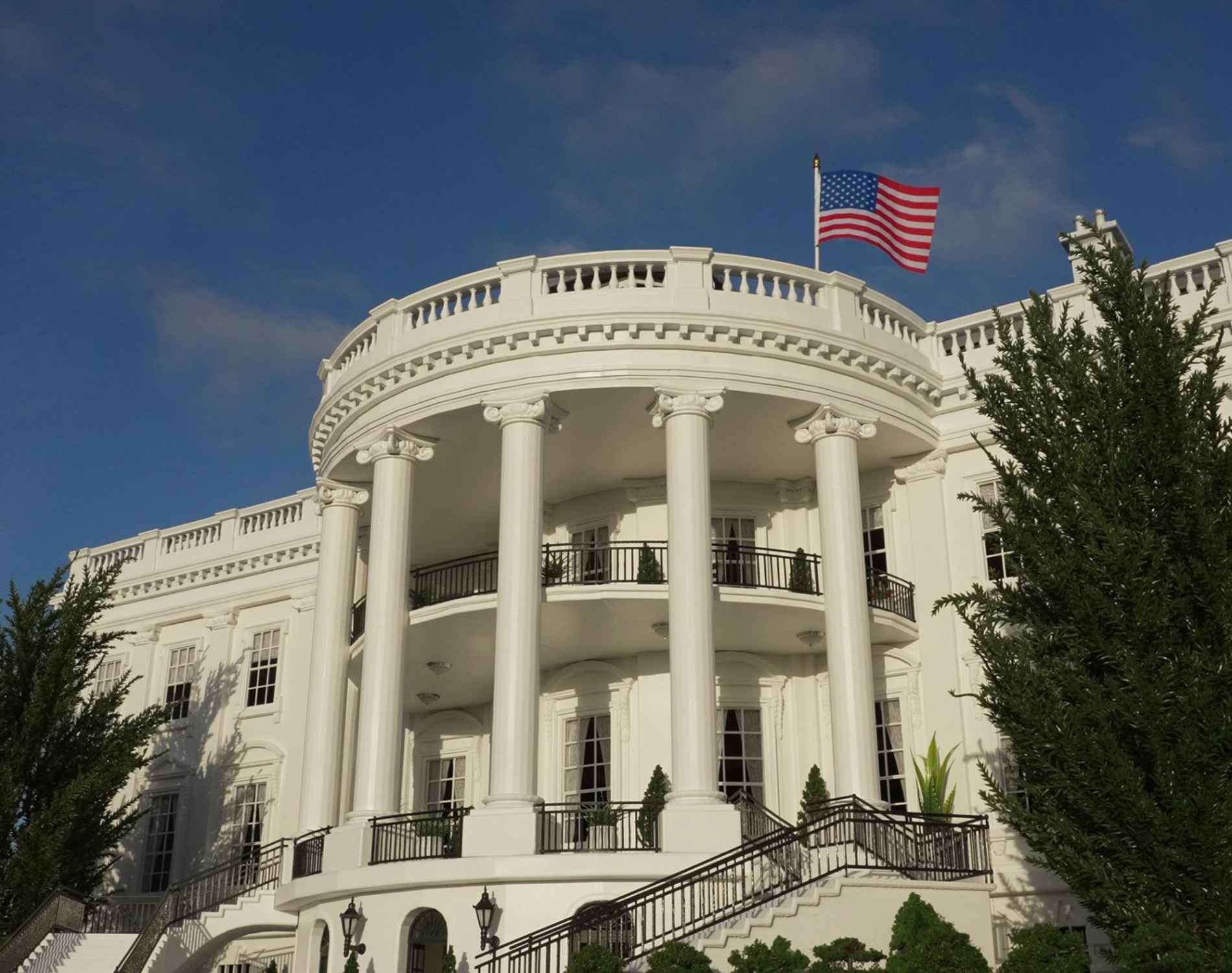 Senate Ag Leaders Float Bipartisan Crypto Market Structure Draft ...